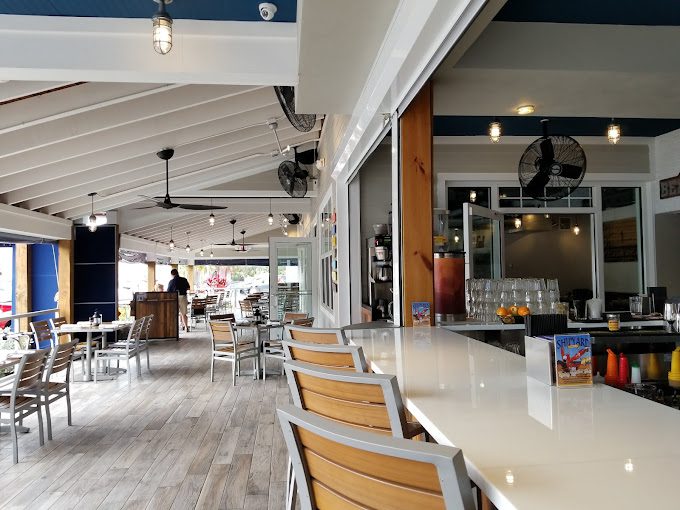 Lucky Lobster Co. - On Vacay Getaways